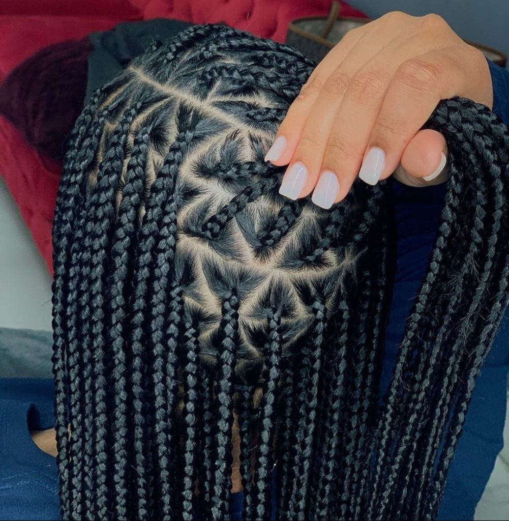 Box Braids Parting: Traditional Parts vs. Triangle Parts